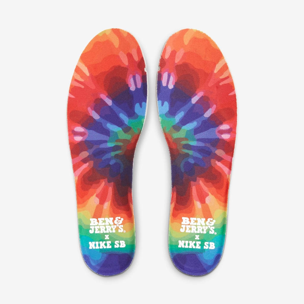SB Dunk Low x Ben & Jerrys Chunky Dunky - Nike