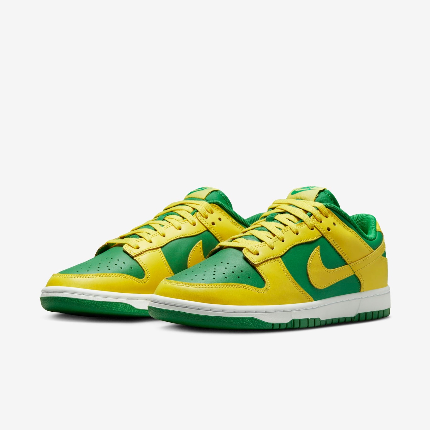 Dunk Low Retro BTTYS - Nike