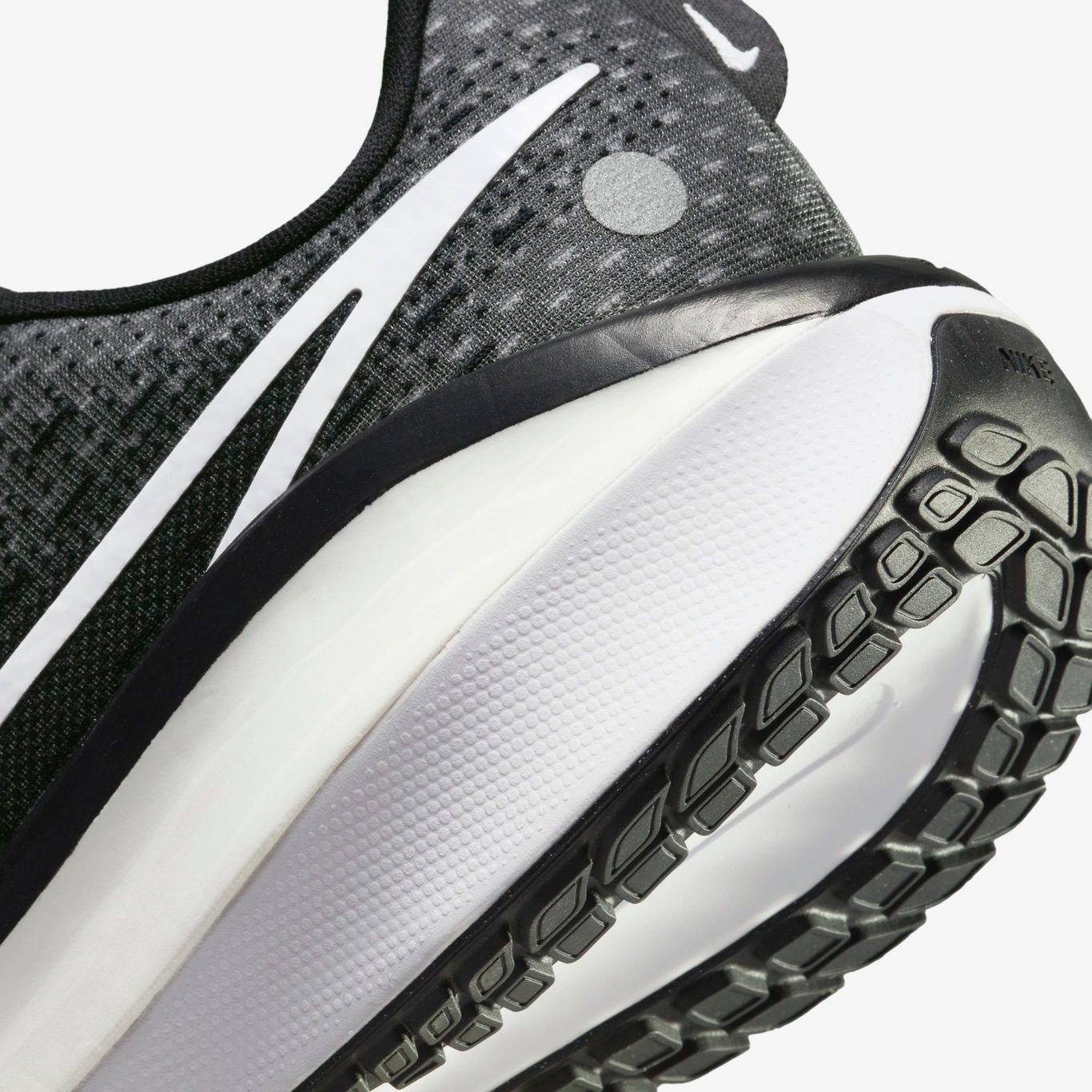 Tênis Nike Vomero 17 Masculino - Nike