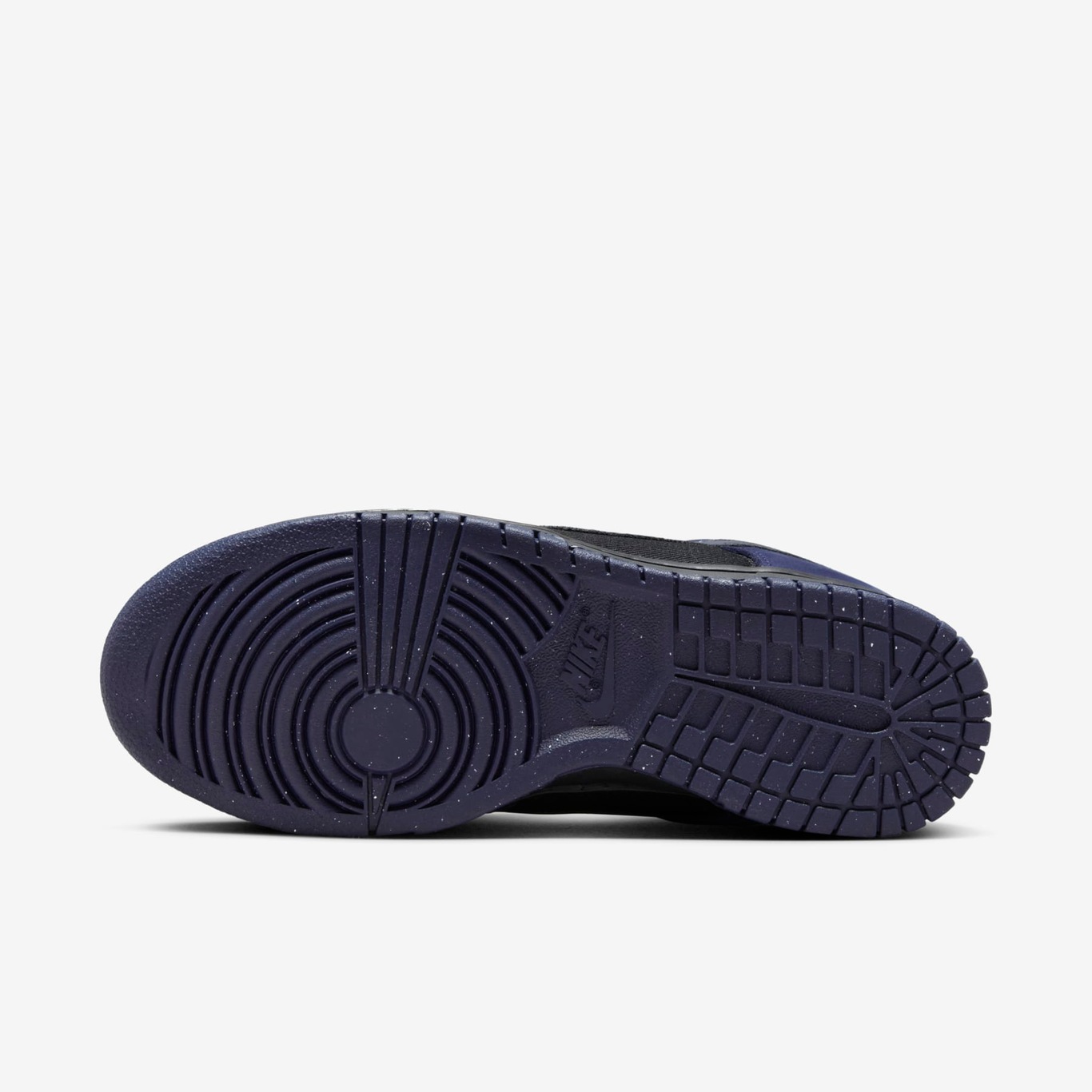 Tênis Nike Dunk Low LX Feminino - Nike