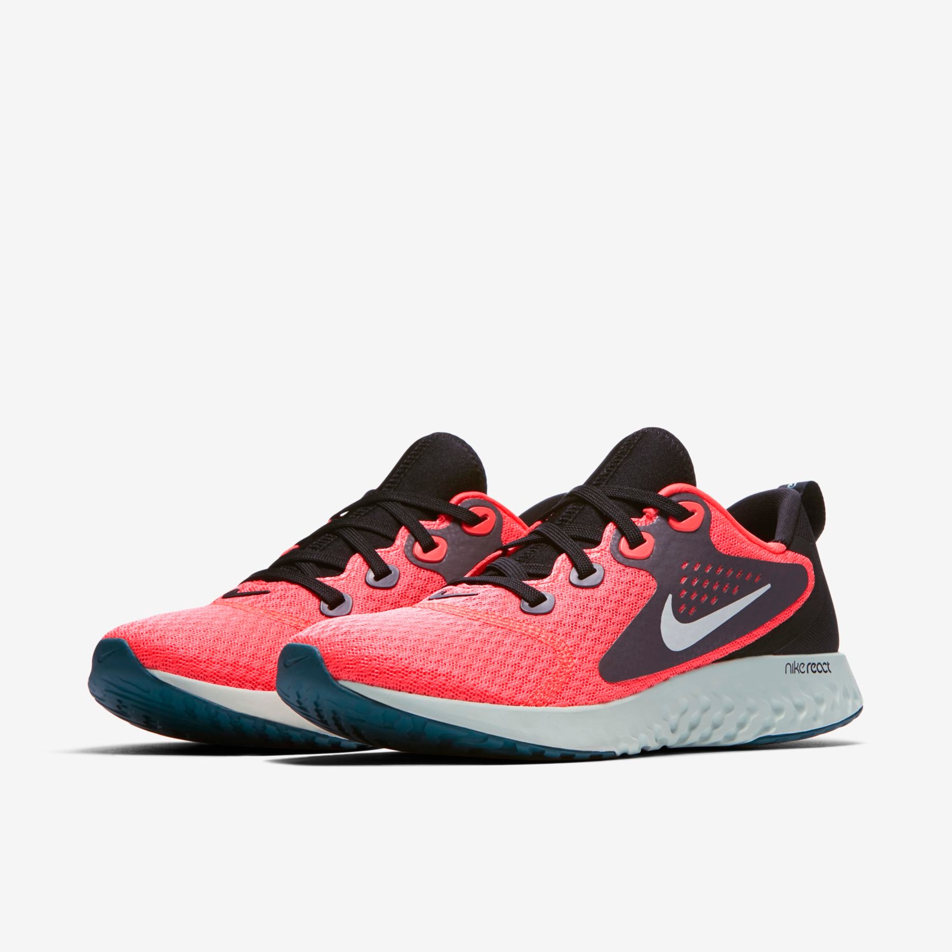 Oferta de Tênis Nike Legend React Feminino » Presentes de Natal - Nike ...