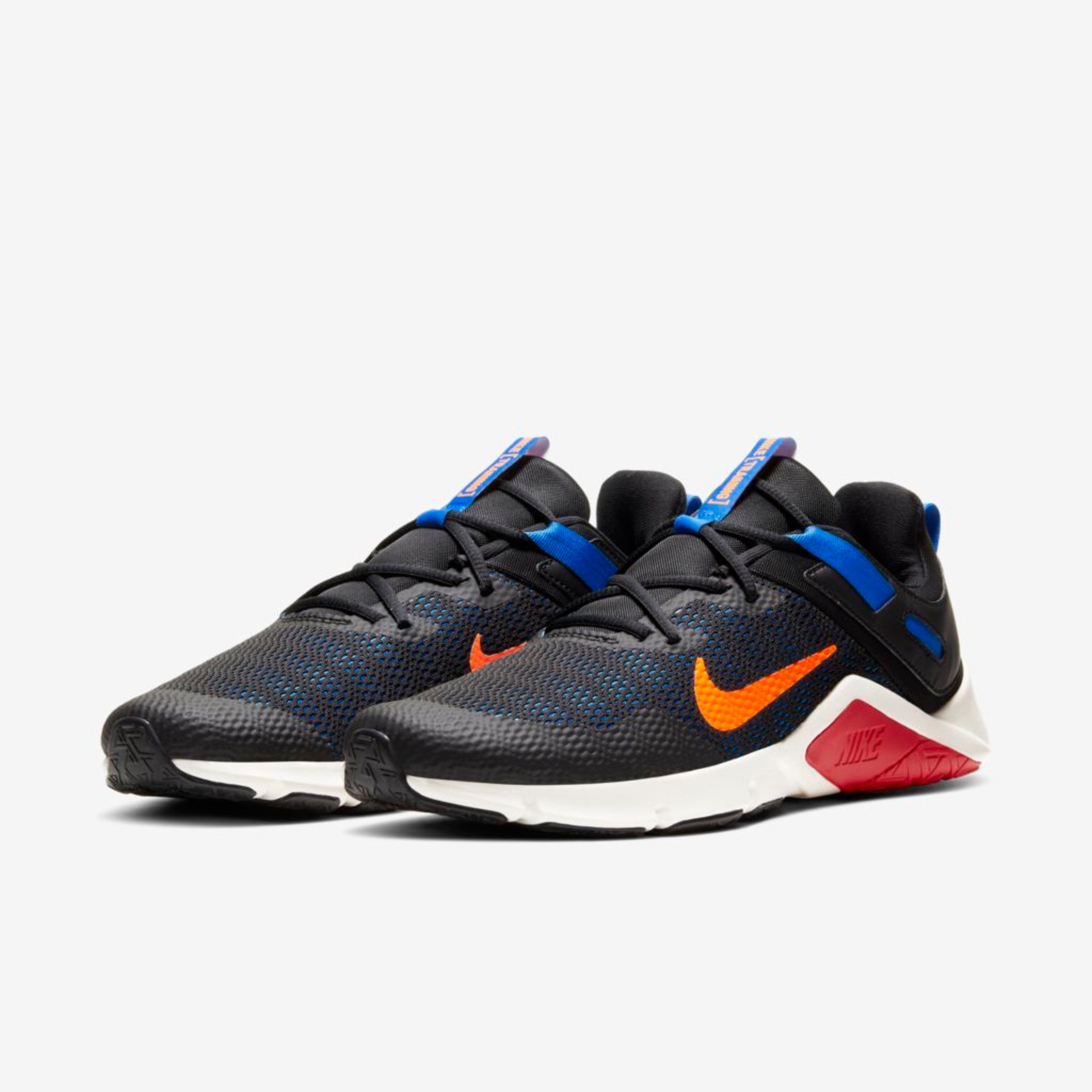TENIS NIKE LEGEND ESSENTIAL - Nike
