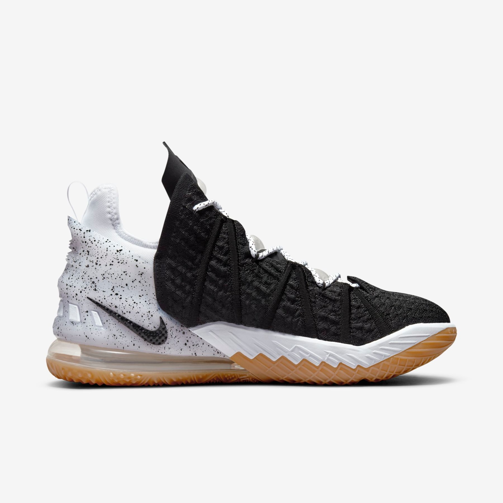 Oferta de Tênis LeBron 18 Unissex - Nike - Just Do It