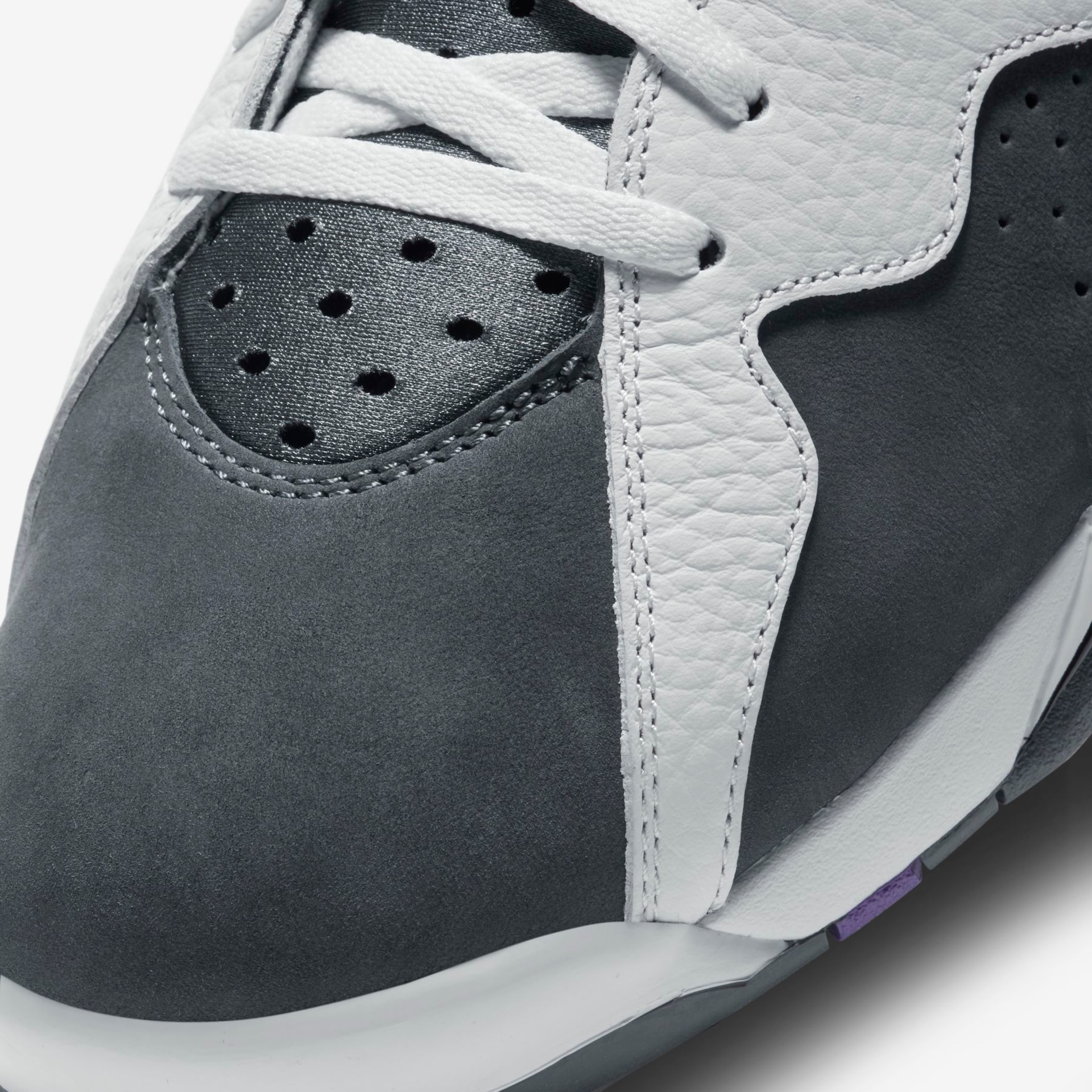 AIR JORDAN 7 RETRO - Nike