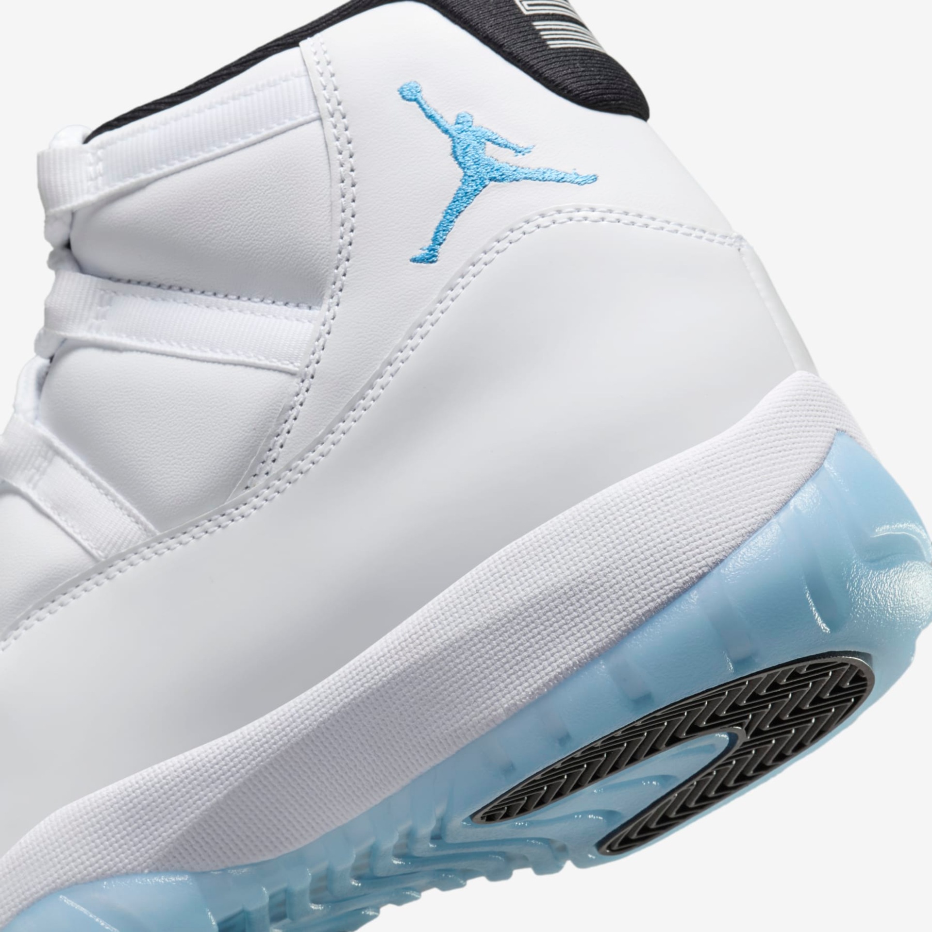 Tênis Air Jordan 11 Retro Masculino - Nike