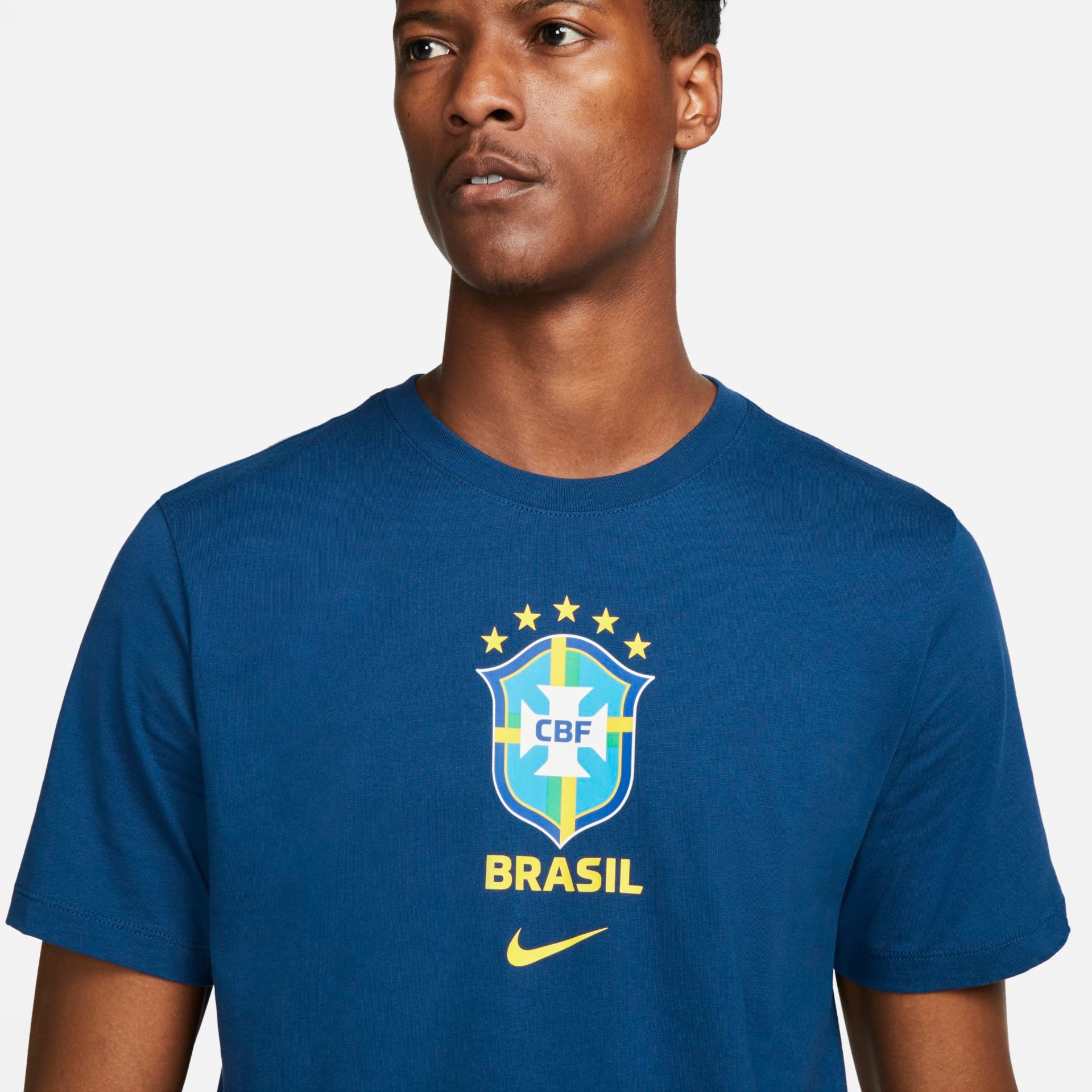 Camiseta Nike Brasil Crest Masculina - Nike