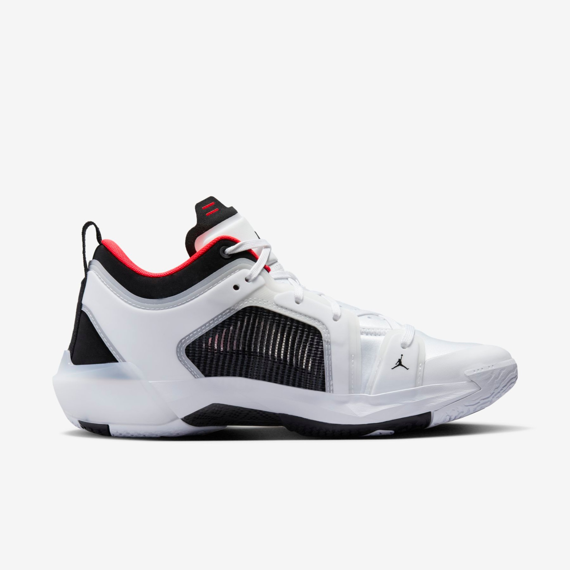 Air Jordan XXXVII Low - Nike