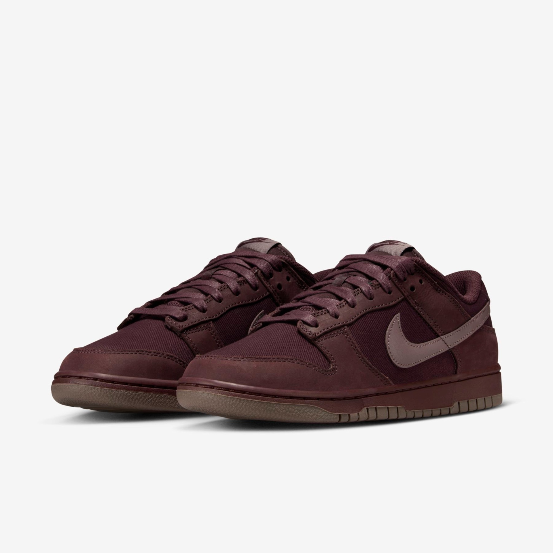 Tênis Nike Dunk Low Retro Premium Masculino - Nike